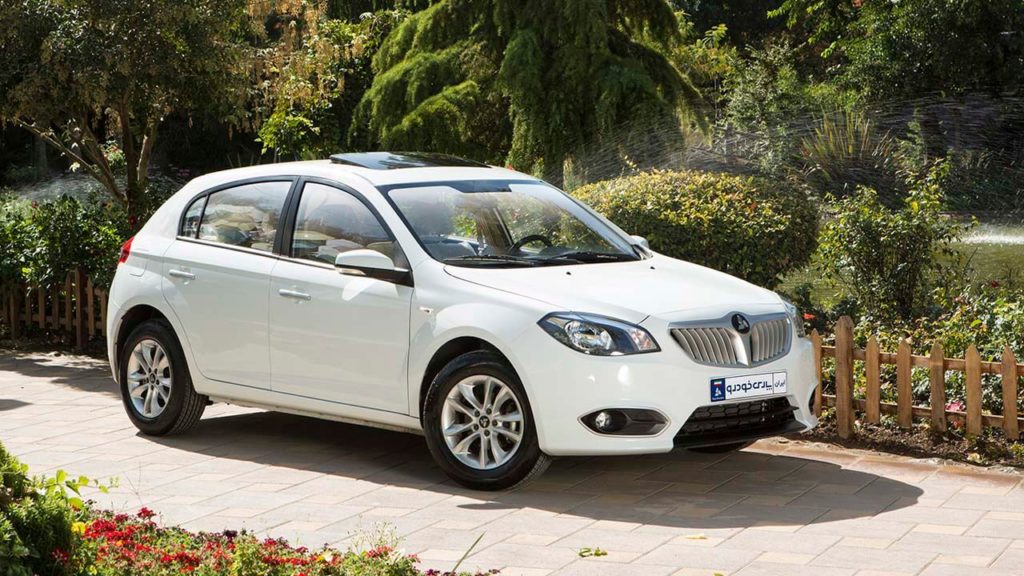 مقایسه برلیانس H320، دانگ‌فنگ H30 کراس و دنا - وبلاگ کارنامه