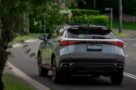 معرفی کامل فونیکس FX؛ از مشخصات فنی تا آپشن‌های ایمنی و رفاهی - وبلاگ کارنامه