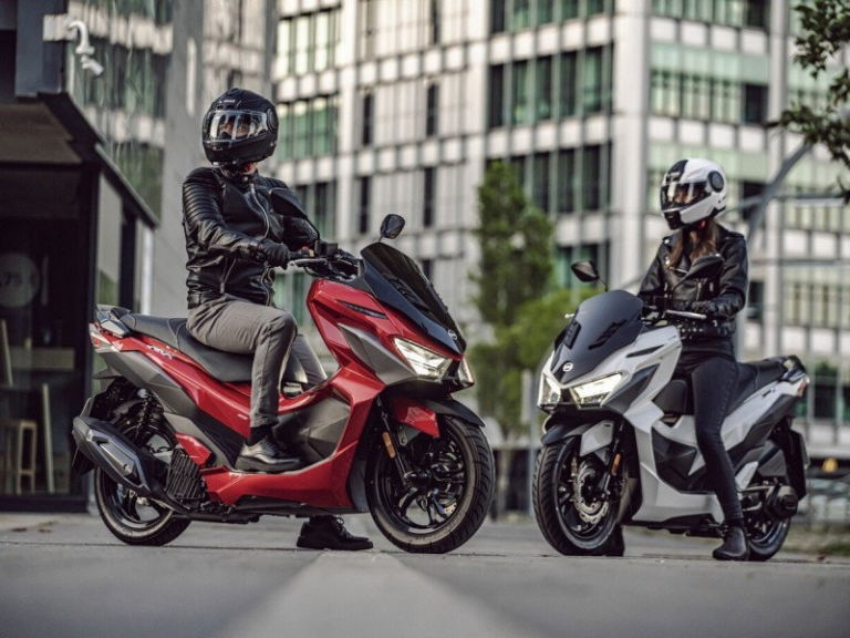 بررسی گلکسی SYM JT200 (جی‌تی 200) از نظر مشخصات فنی و آپشن‌ها - وبلاگ کارنامه